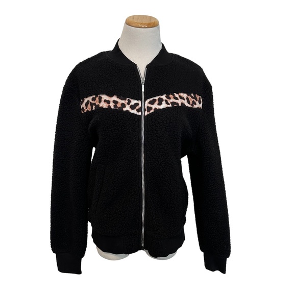 ZYIA | Jackets & Coats | Zyia Active Sherpa Bomber Jacket Animal Print ...